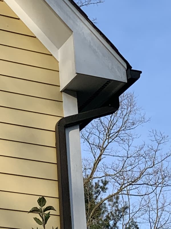 Color Gutters Westchester NY | Aluminum Seamless Rain Gutters